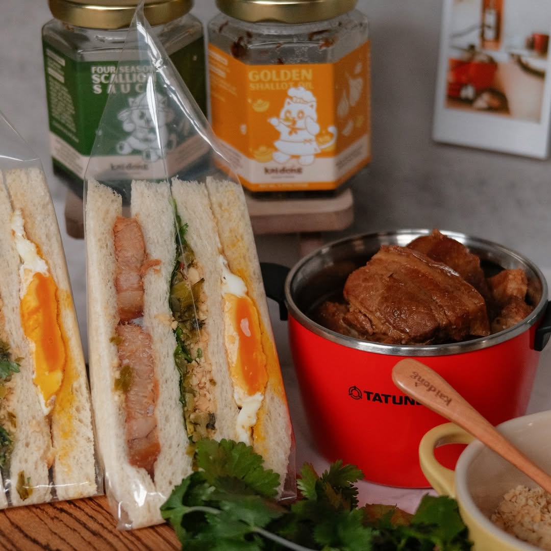 Braised Pork Belly Breakfast Sandwich – kai dong [ca]